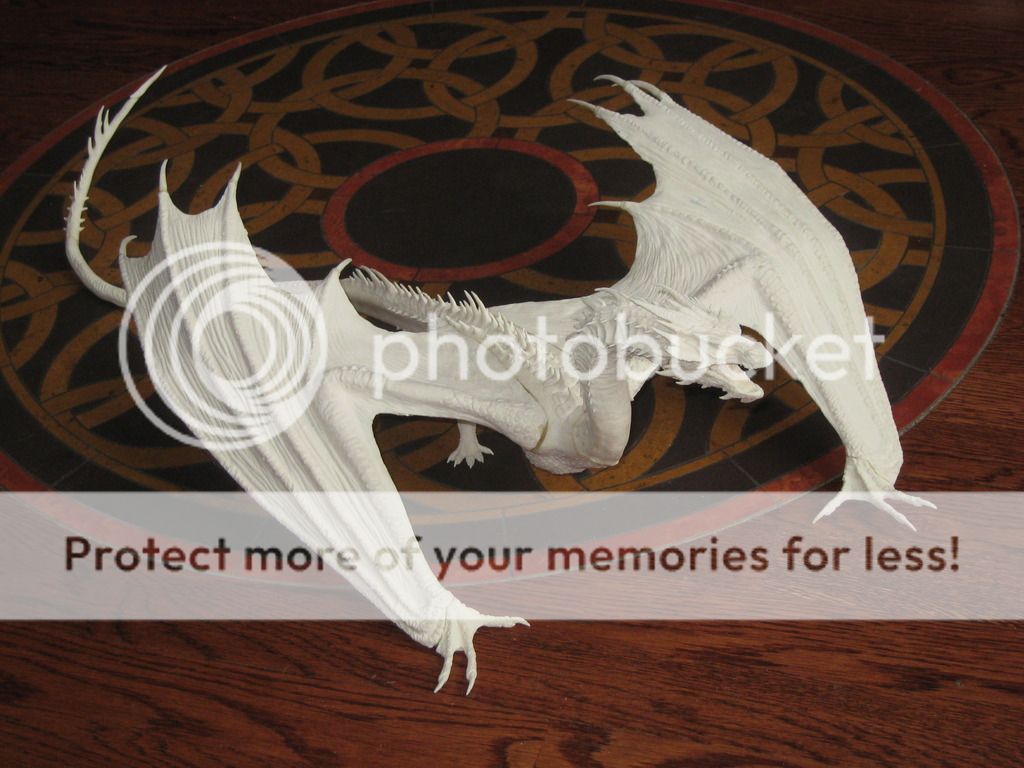 30" Smaug model - Statue Forum